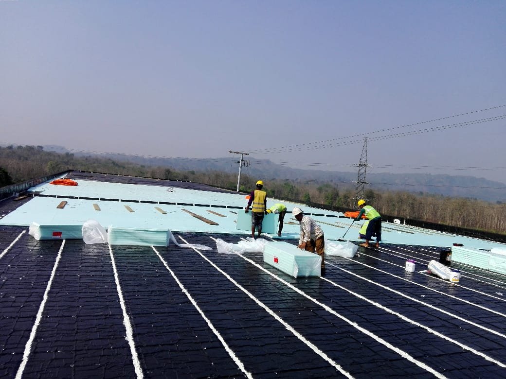 Waterproofing & Insulation at steel structure roof